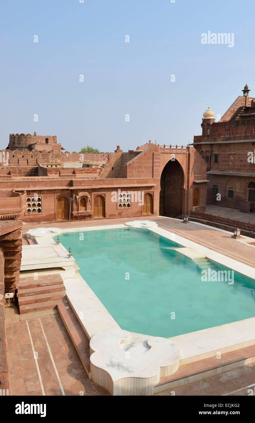 India, Rajasthan, Jaisalmer region, Pokaran fort Stock Photo - Alamy