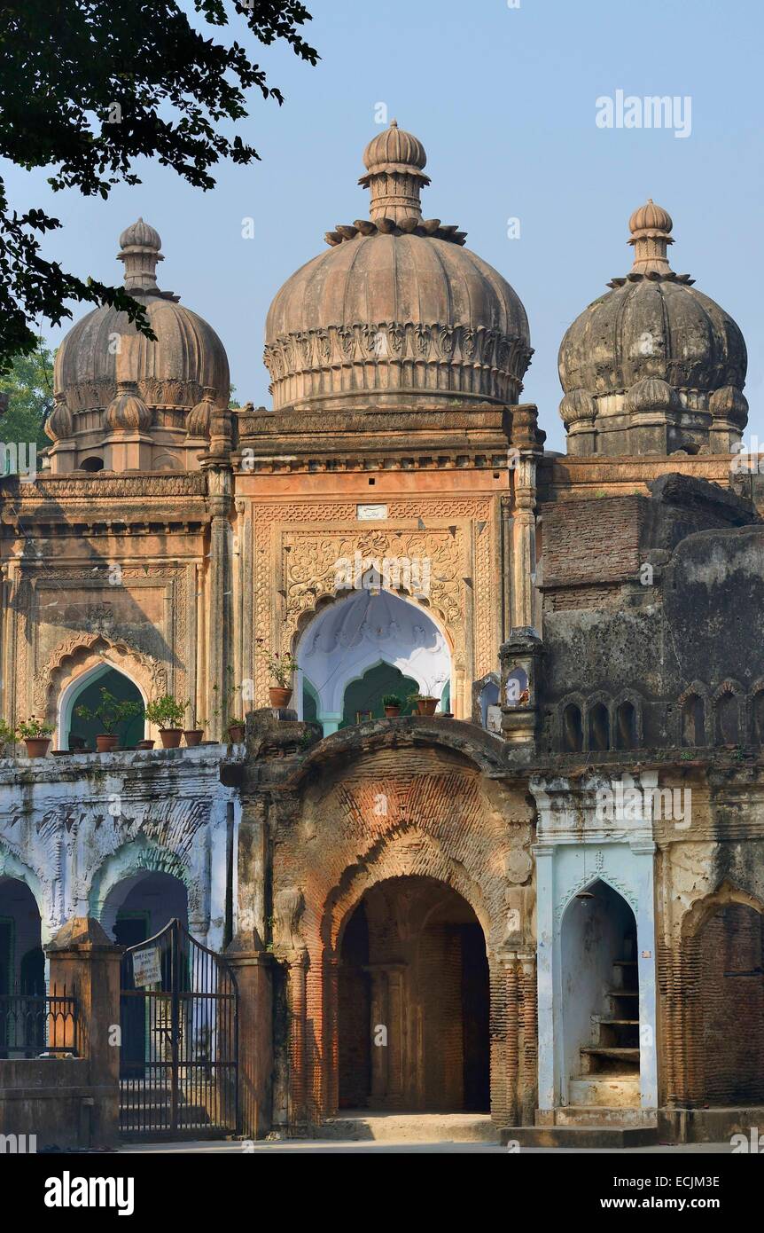 India, Uttar Pradesh, Lucknow, The Residency, Begum Kothi mosque Stock ...