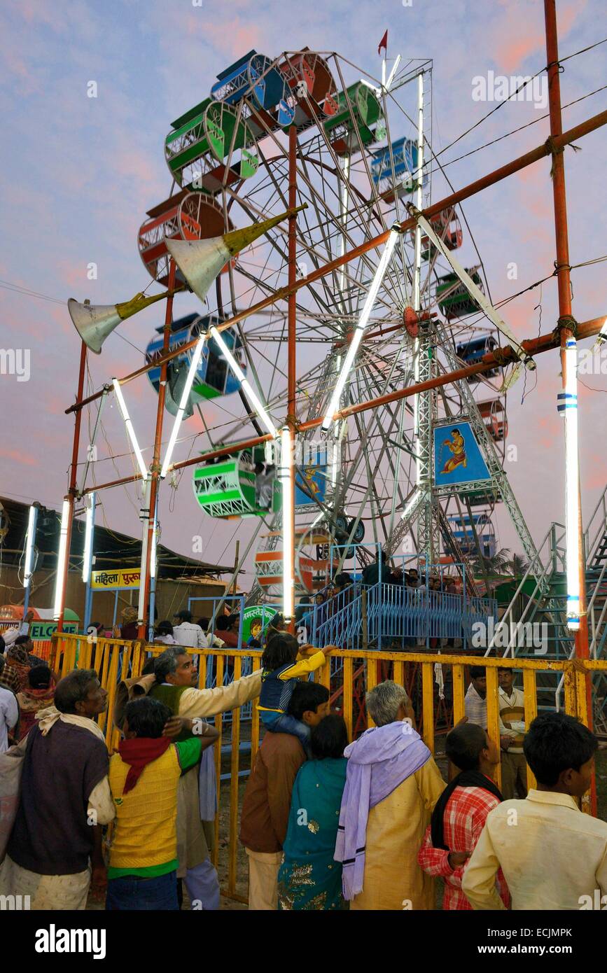 India, Bihar, Patna region, Sonepur livestock fair, The fun fair at ...