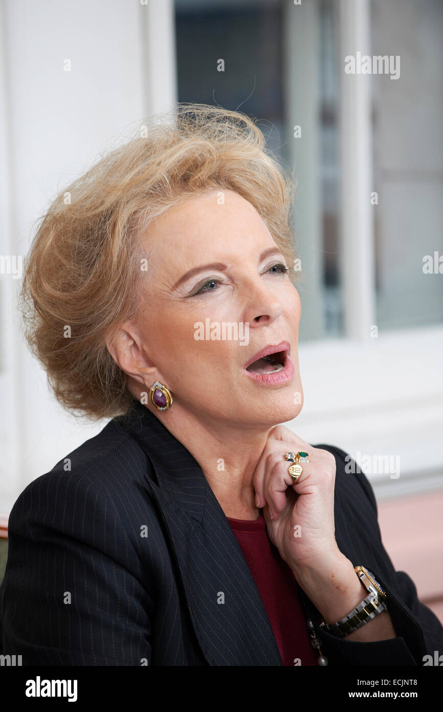 Ursula Harper's Instagram, Twitter & Facebook on IDCrawl