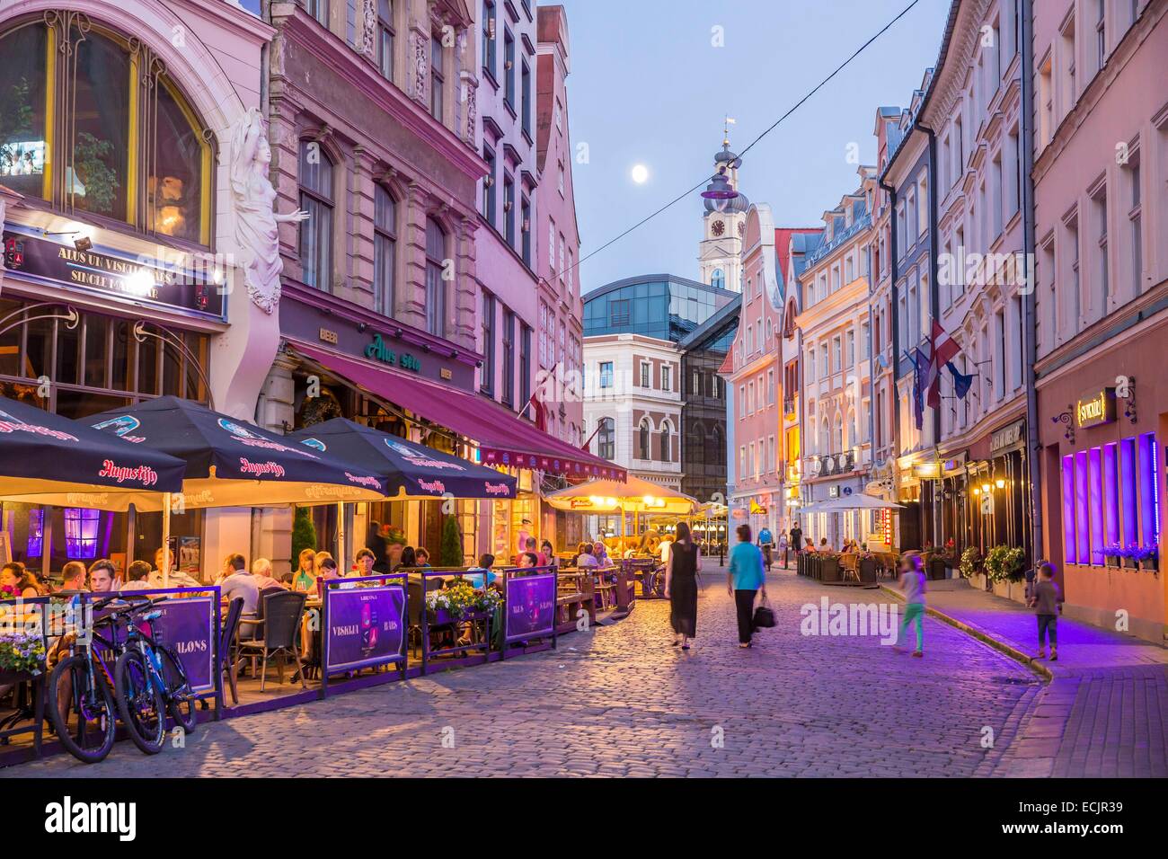 Riga clock hi-res stock photography and images - Alamy