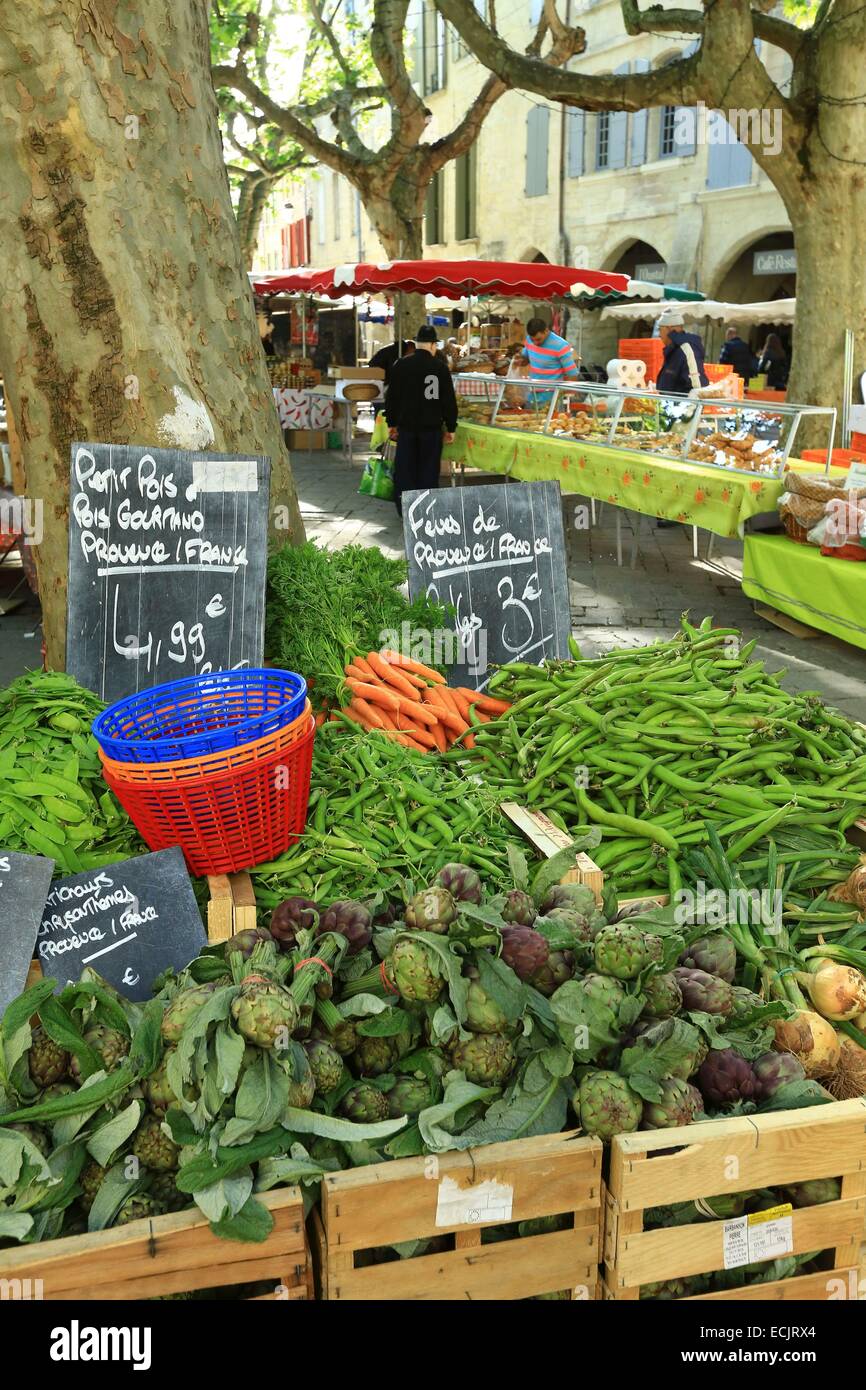France, Gard, Uzes, Place aux Herbes, the Saturday market Stock Photo ...