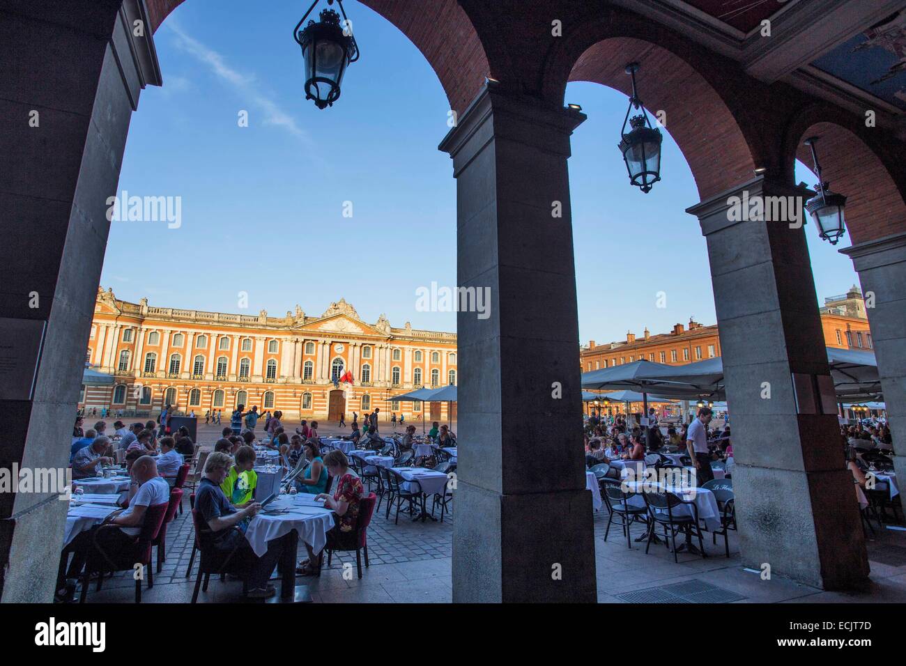 France, Haute Garonne, Toulouse, cafe terrace on Capitole Square Stock ...