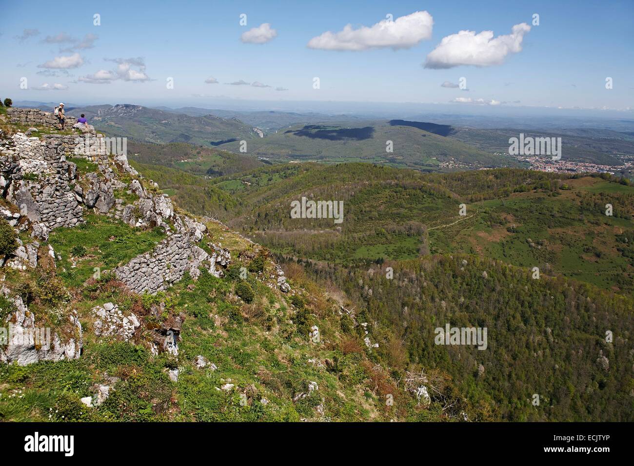 Chateau de montsegur hi-res stock photography and images - Alamy