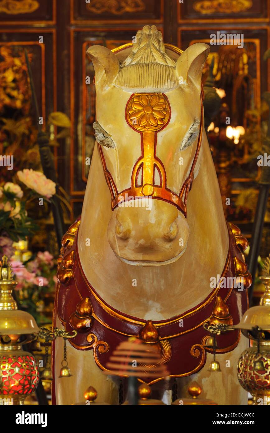 Vietnam, Hanoi, old city, Bac Ma temple, built by emperor Ly Thai To in ...