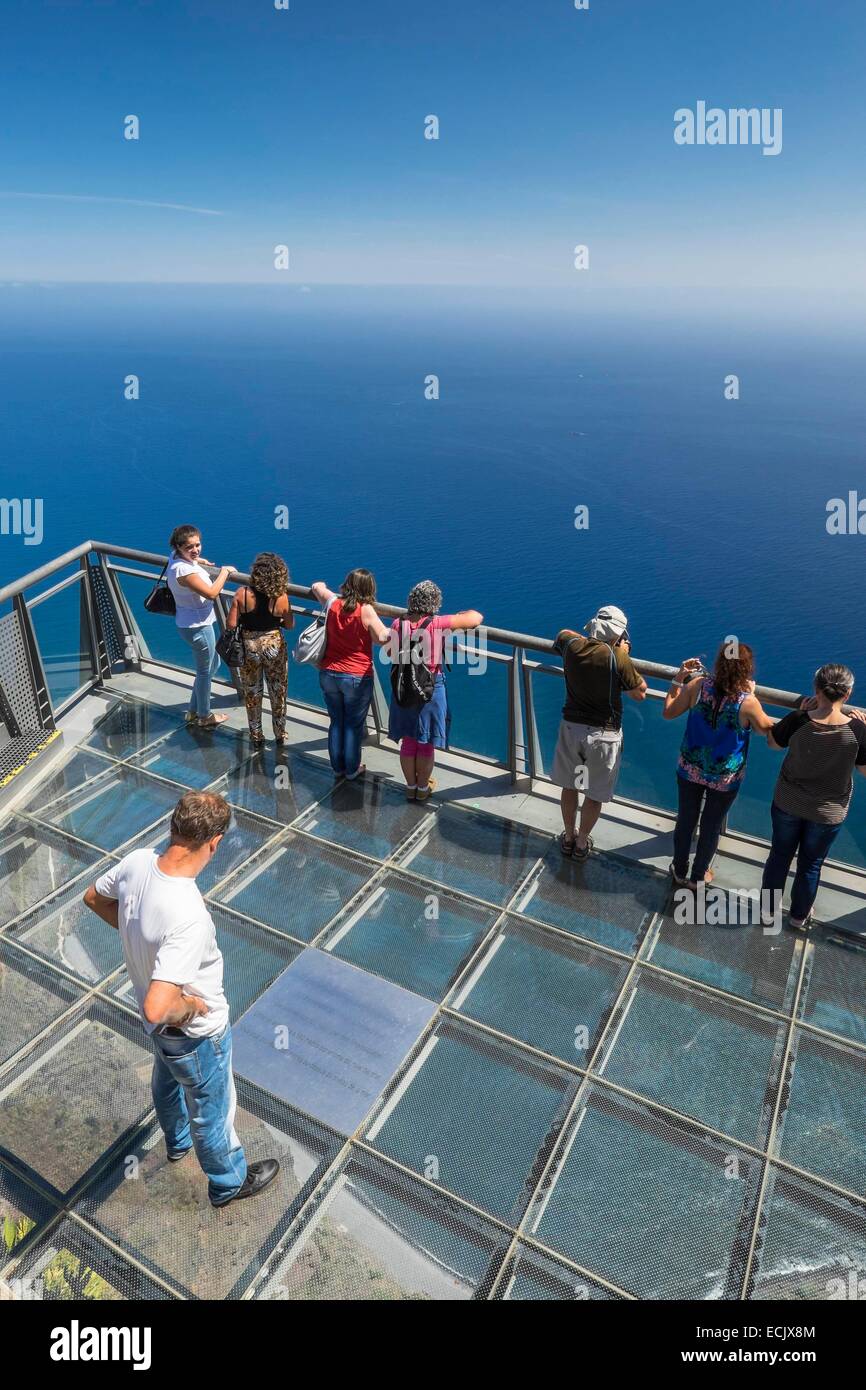 Portugal, Madeira island, south coast, Cabo Girao, glass platform ...