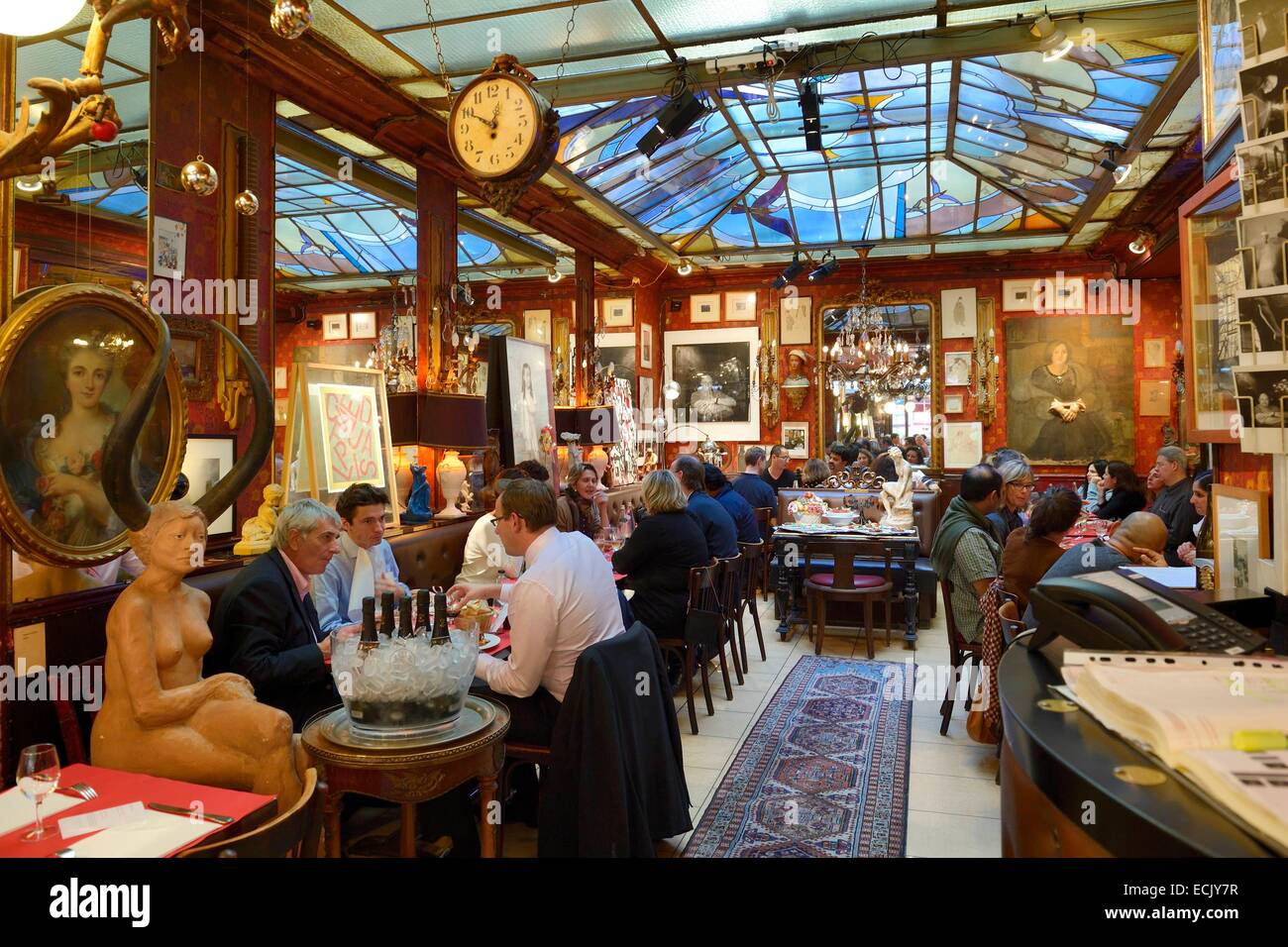 France, Marne, Reims, restaurant le cafe du Palais and its glass roof ...