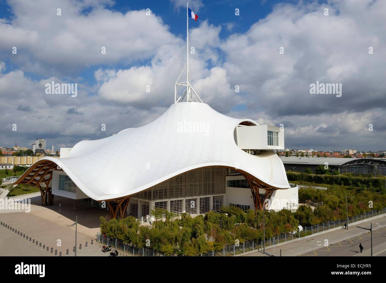 France, Moselle, Metz, Amphitheatre district, Centre Pompidou Metz, art ...