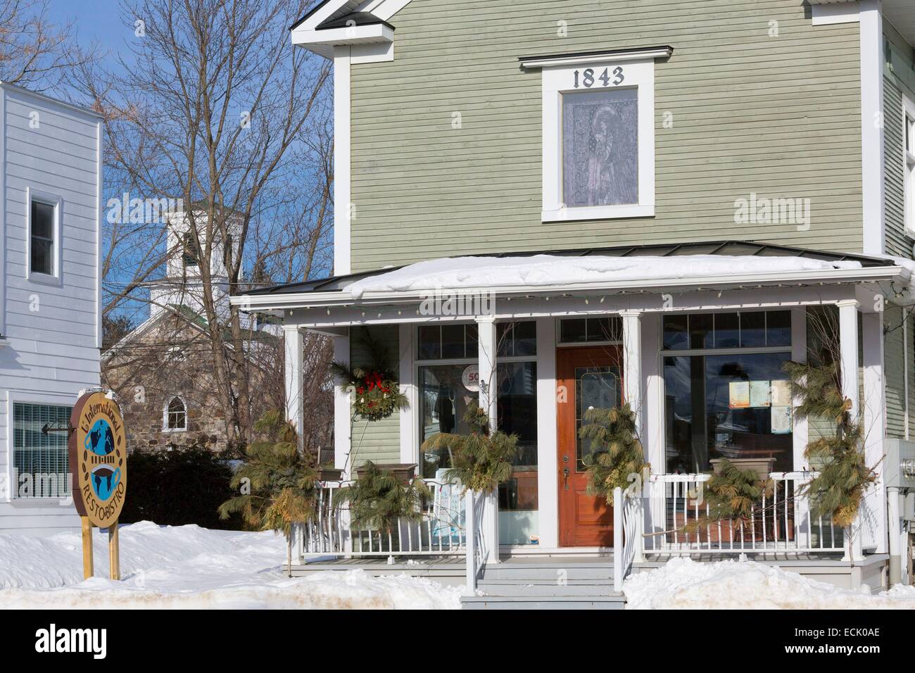 Sutton village sign hi-res stock photography and images - Alamy