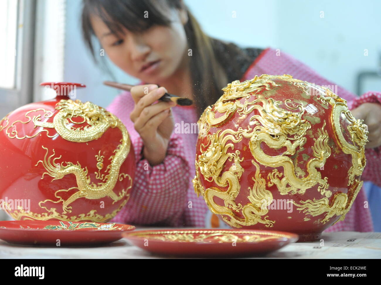 Gold uses hi-res stock photography and images - Alamy