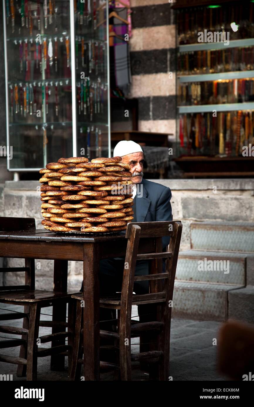 Hani people tea hi-res stock photography and images - Alamy