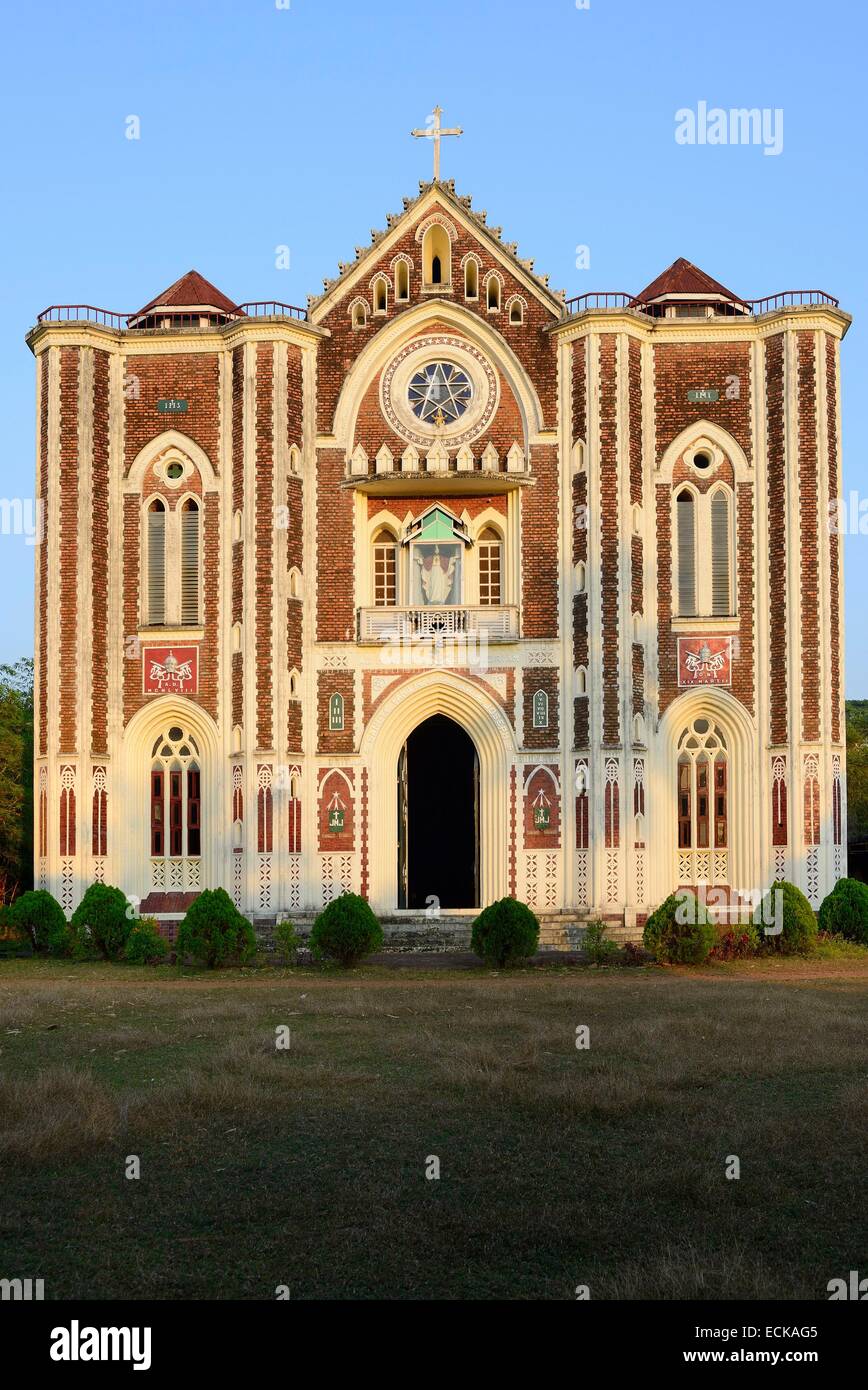 Myanmar (Burma), Mon State, Mawlamyine (Moulmein), Holy Family ...