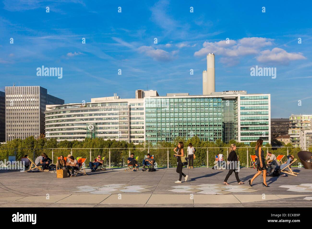 Roof terrace design hi-res stock photography and images - Alamy