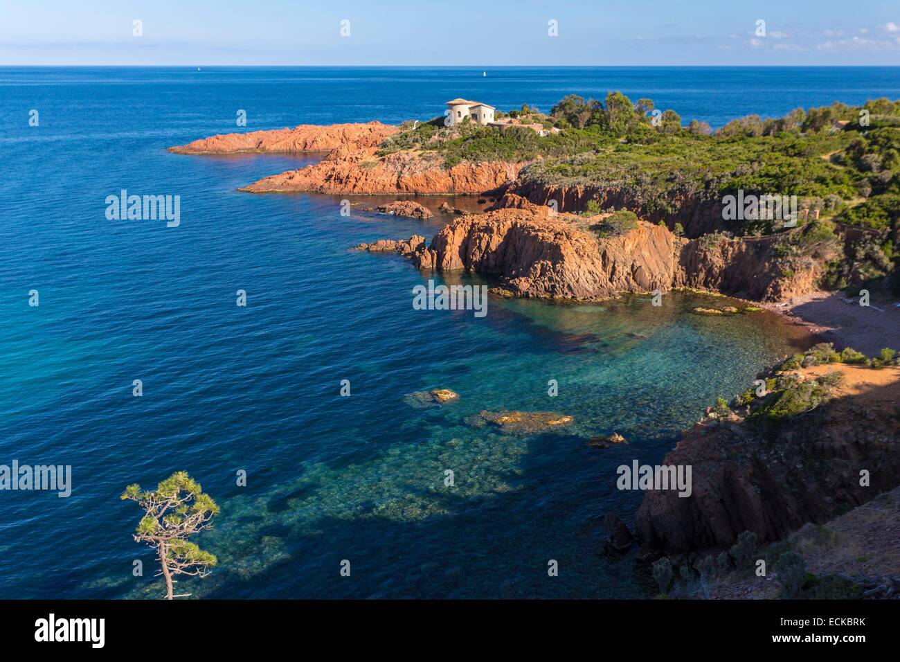 Le trayas hi-res stock photography and images - Alamy