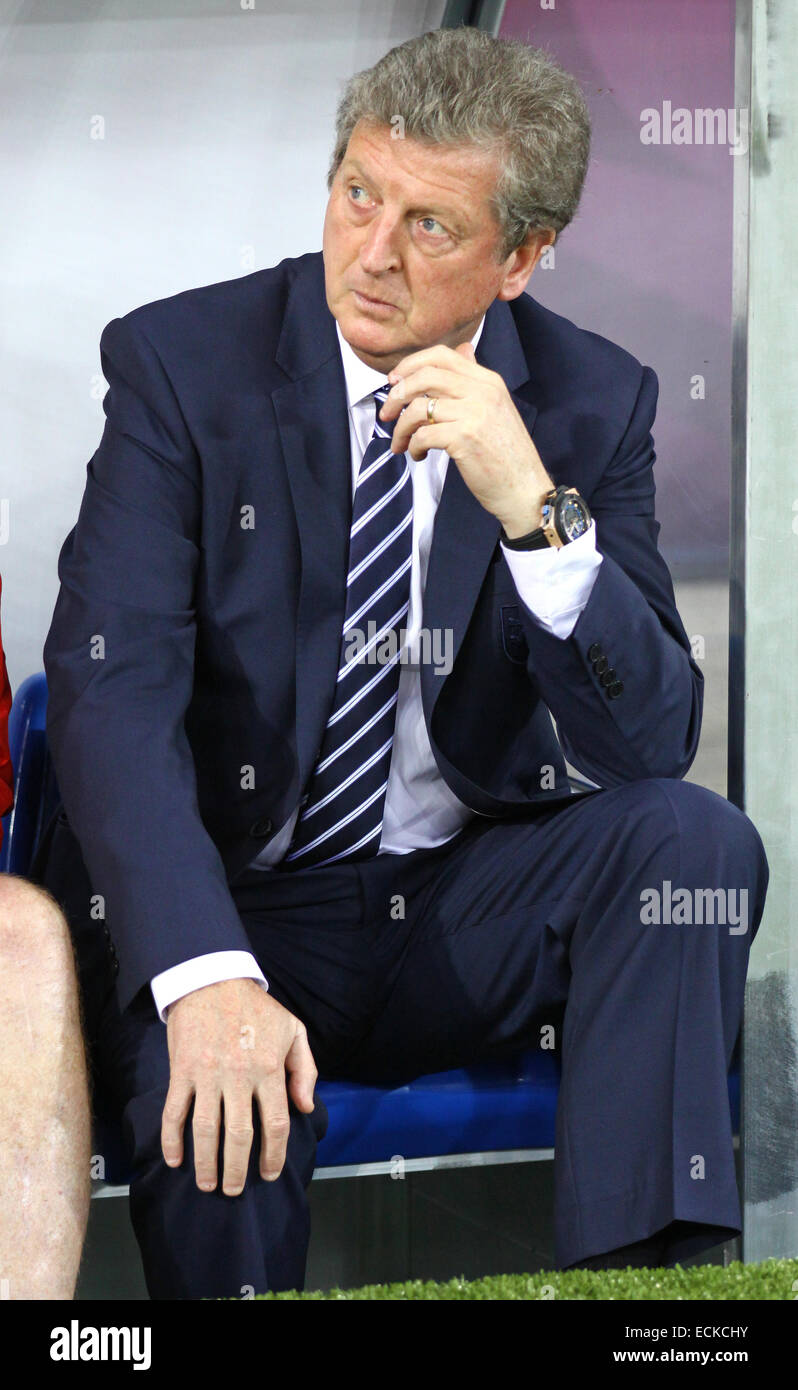 Soccer coach england hi-res stock photography and images - Alamy