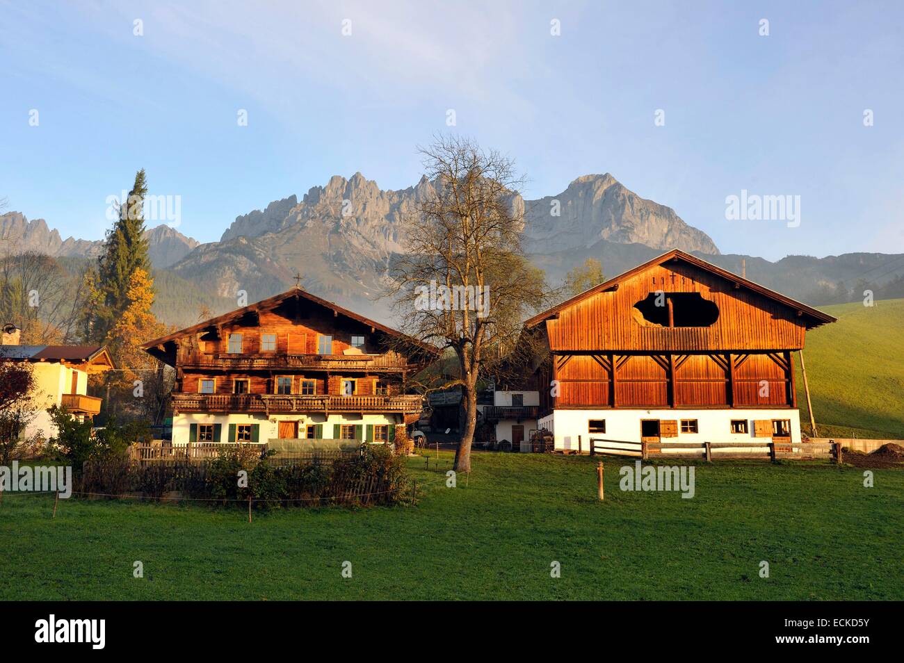 Austria, Tyrol, Going am Wilder Kaiser, Alpine scenery and cottage ...