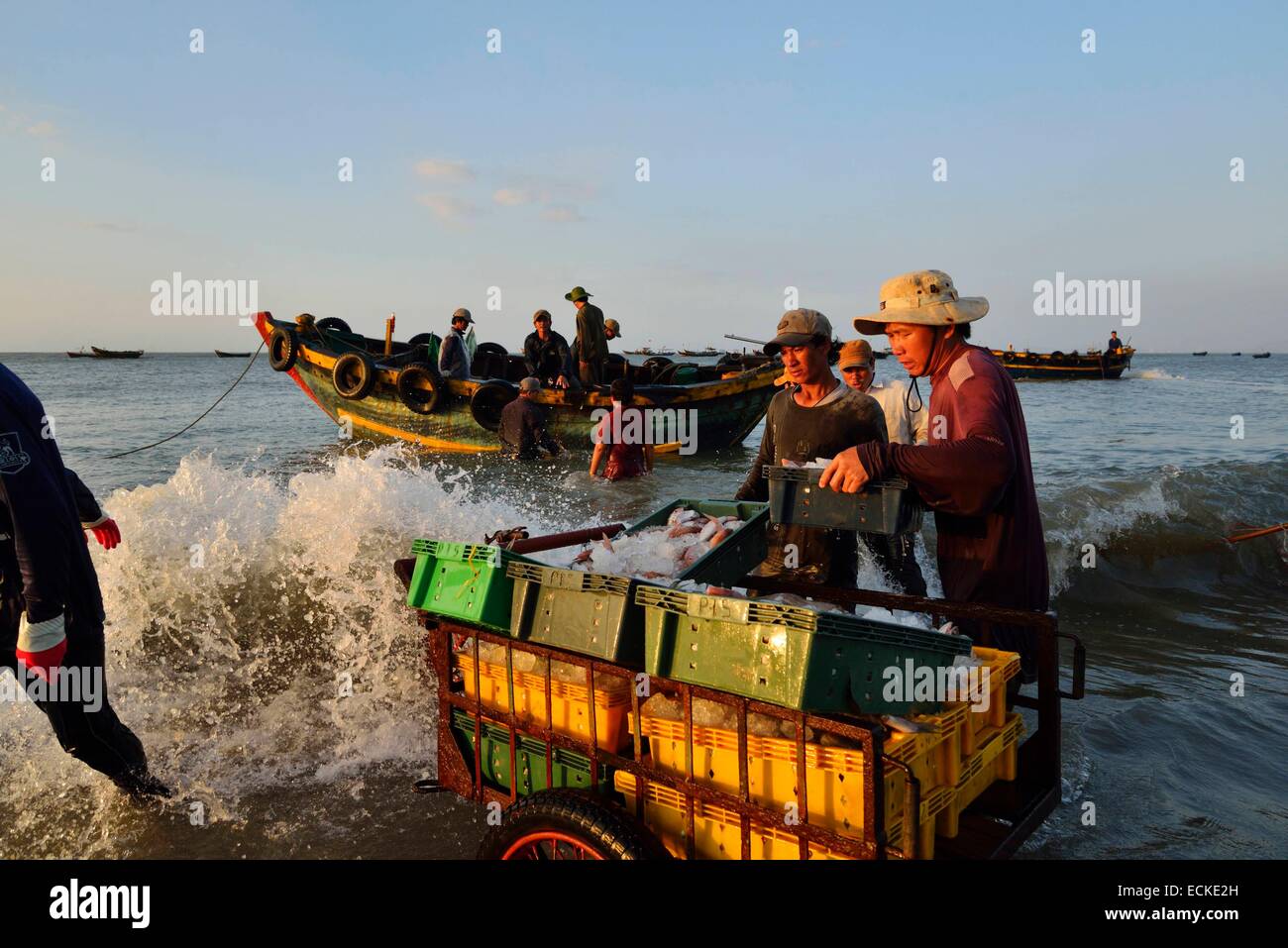 Vietnam, Ba Ria province, Long Hai, unloading fishing boats on the ...