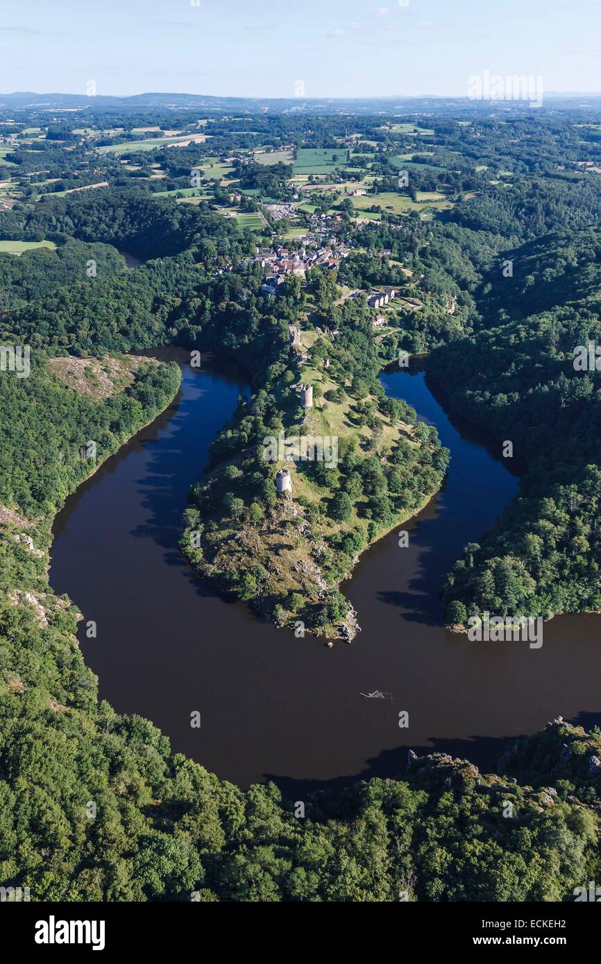 France, Creuse, Crozant, the castle at the confluence of la Petite ...