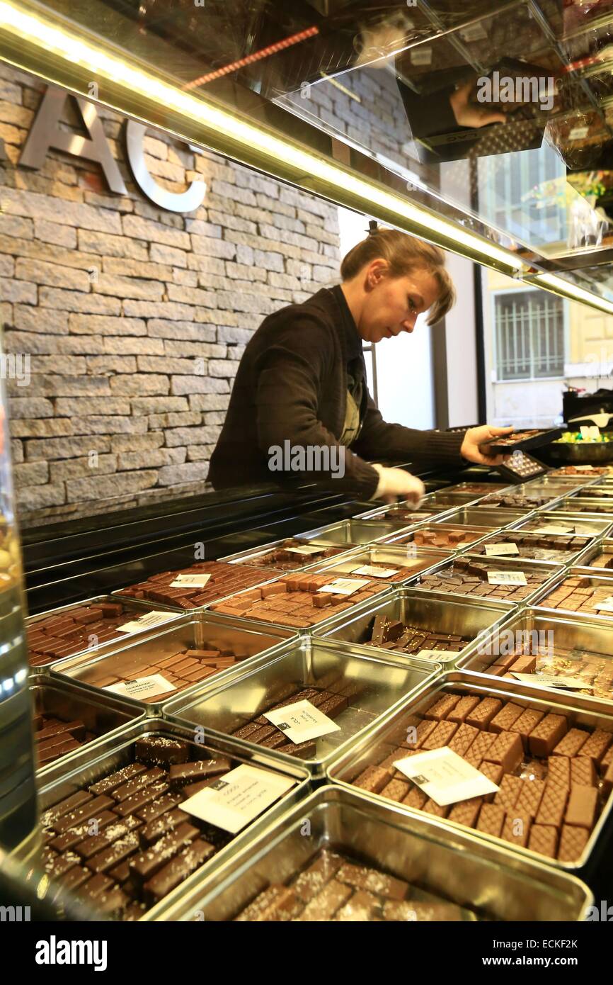 France, Alpes Maritimes, Nice, chocolatier Lac shop Stock Photo - Alamy