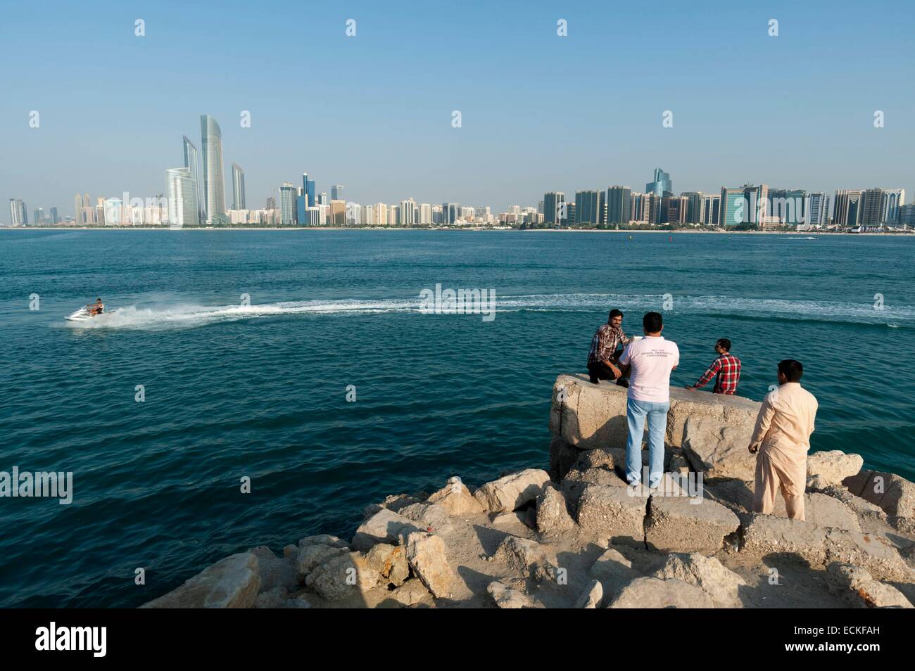 Emirates skyline view hi-res stock photography and images - Alamy