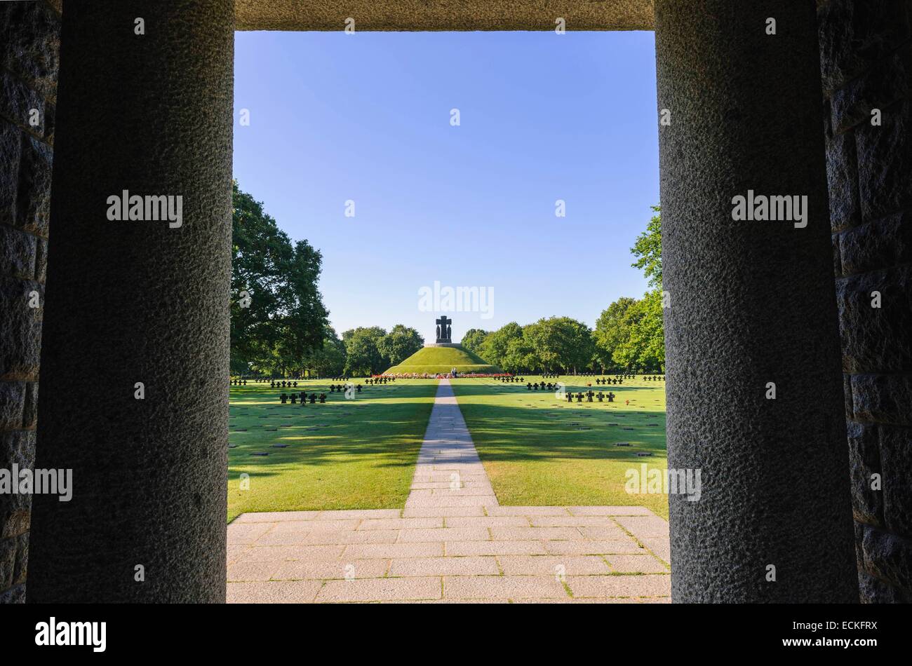 The german world war ii cemetery hi-res stock photography and images ...