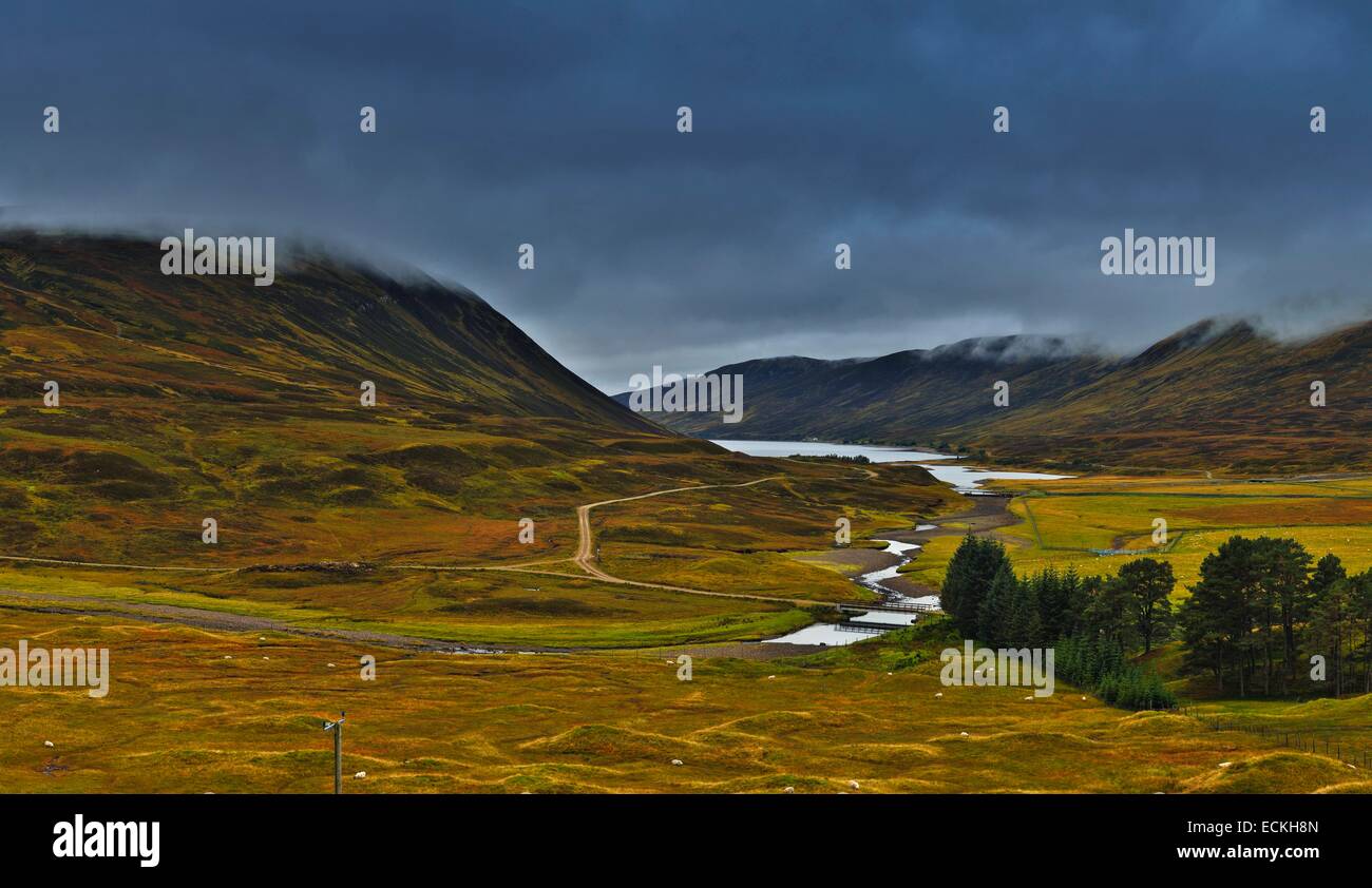 United Kingdom, Scotland, Glen Trium, Dalwhinnie, Loch Ericht ...
