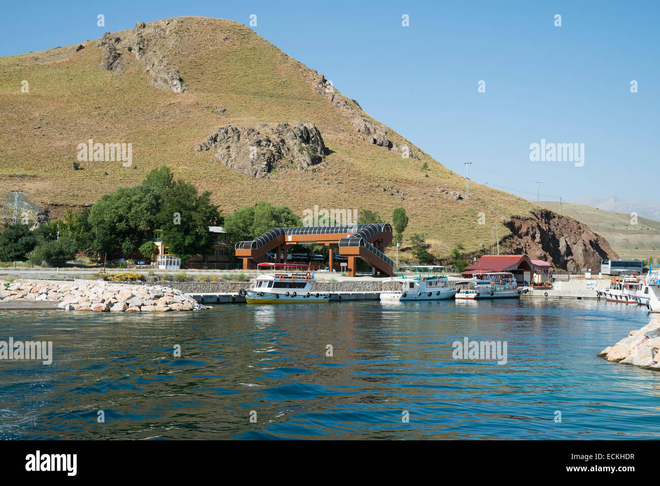 Wan lake hi-res stock photography and images - Alamy