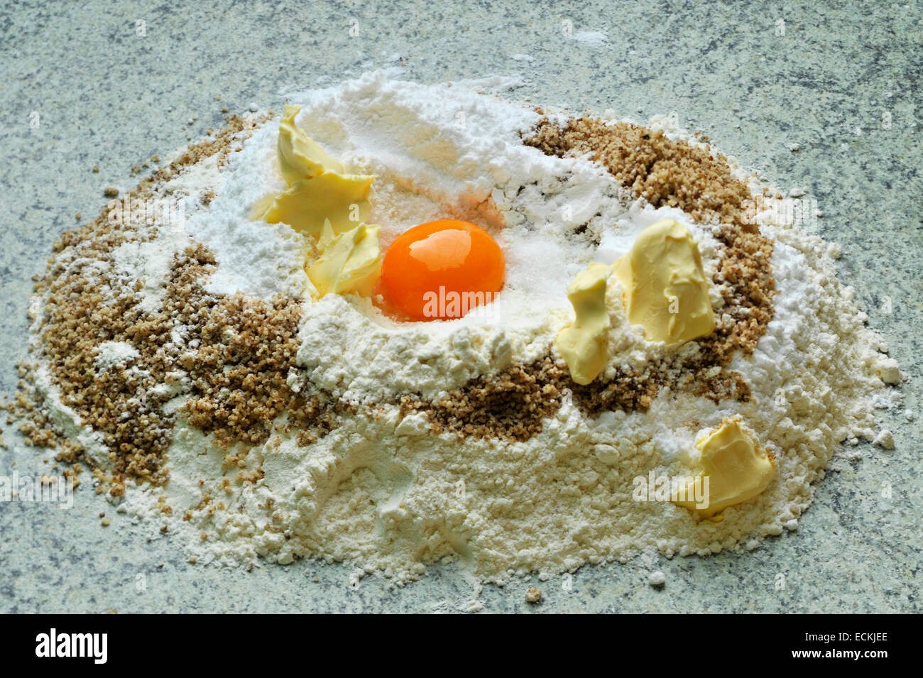 Granulated sugar on the work surface hi-res stock photography and ...