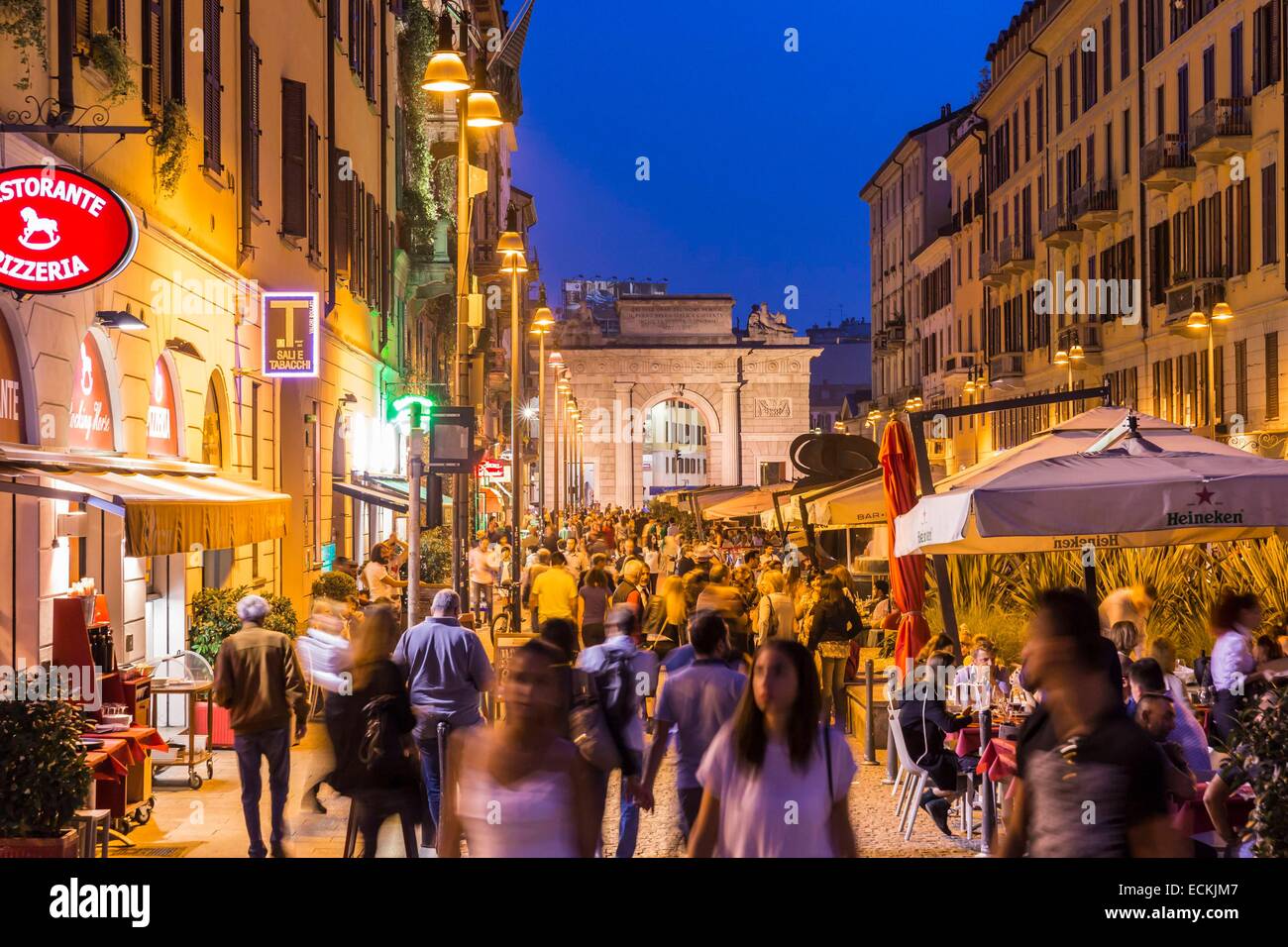 Como city sign hi-res stock photography and images - Alamy