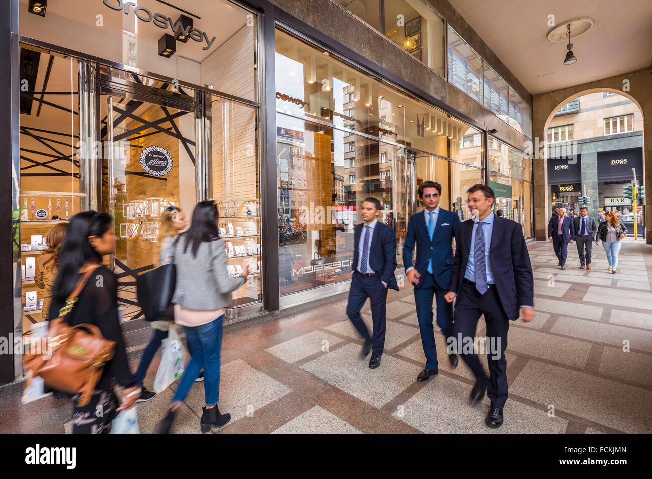 Milan san babila hi-res stock photography and images - Alamy