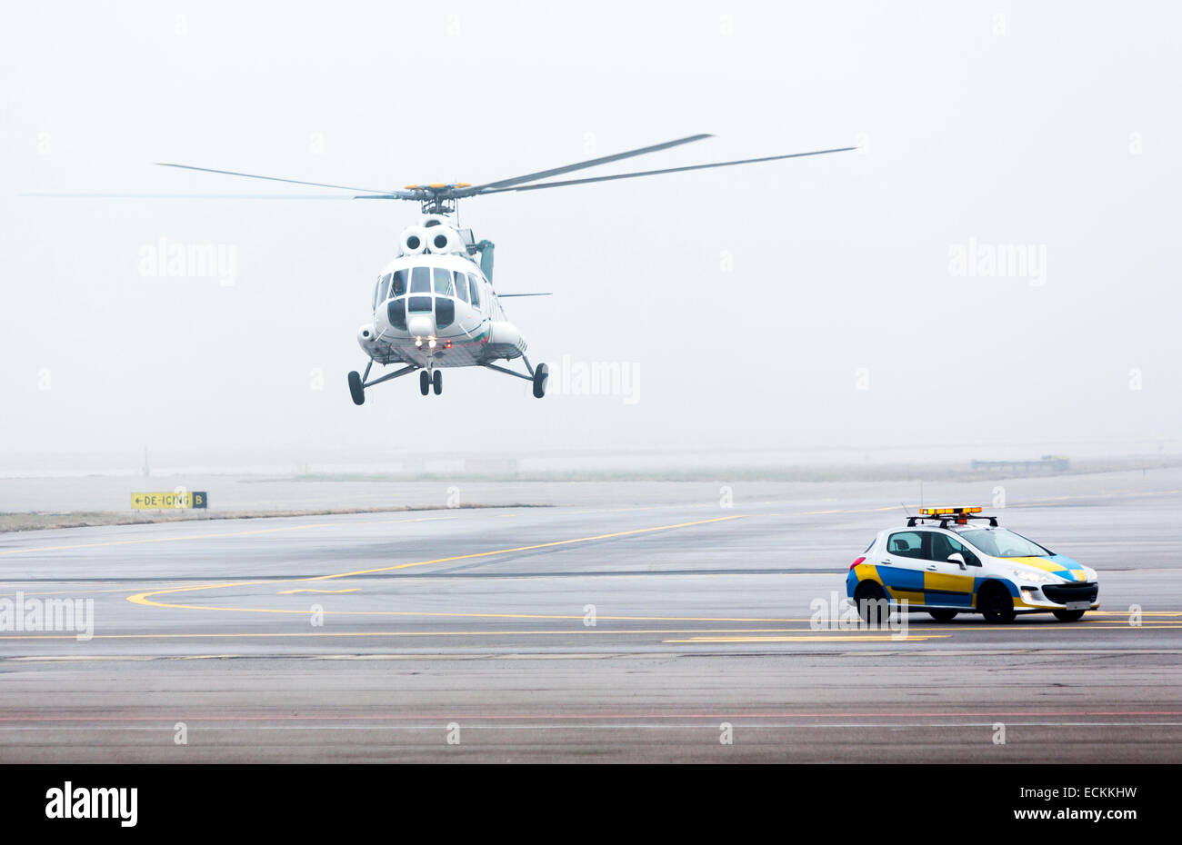Helicopter landing strip hi-res stock photography and images - Alamy