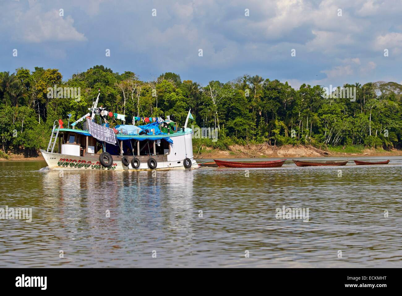 Dugout canoe amazon river hi-res stock photography and images - Alamy