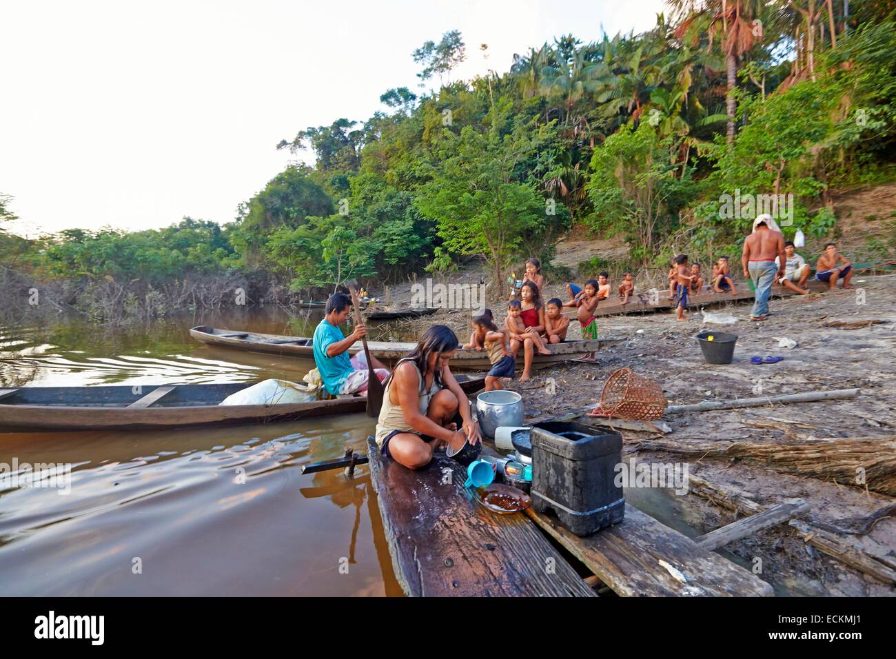 Dugout canoe amazon river hi-res stock photography and images - Alamy