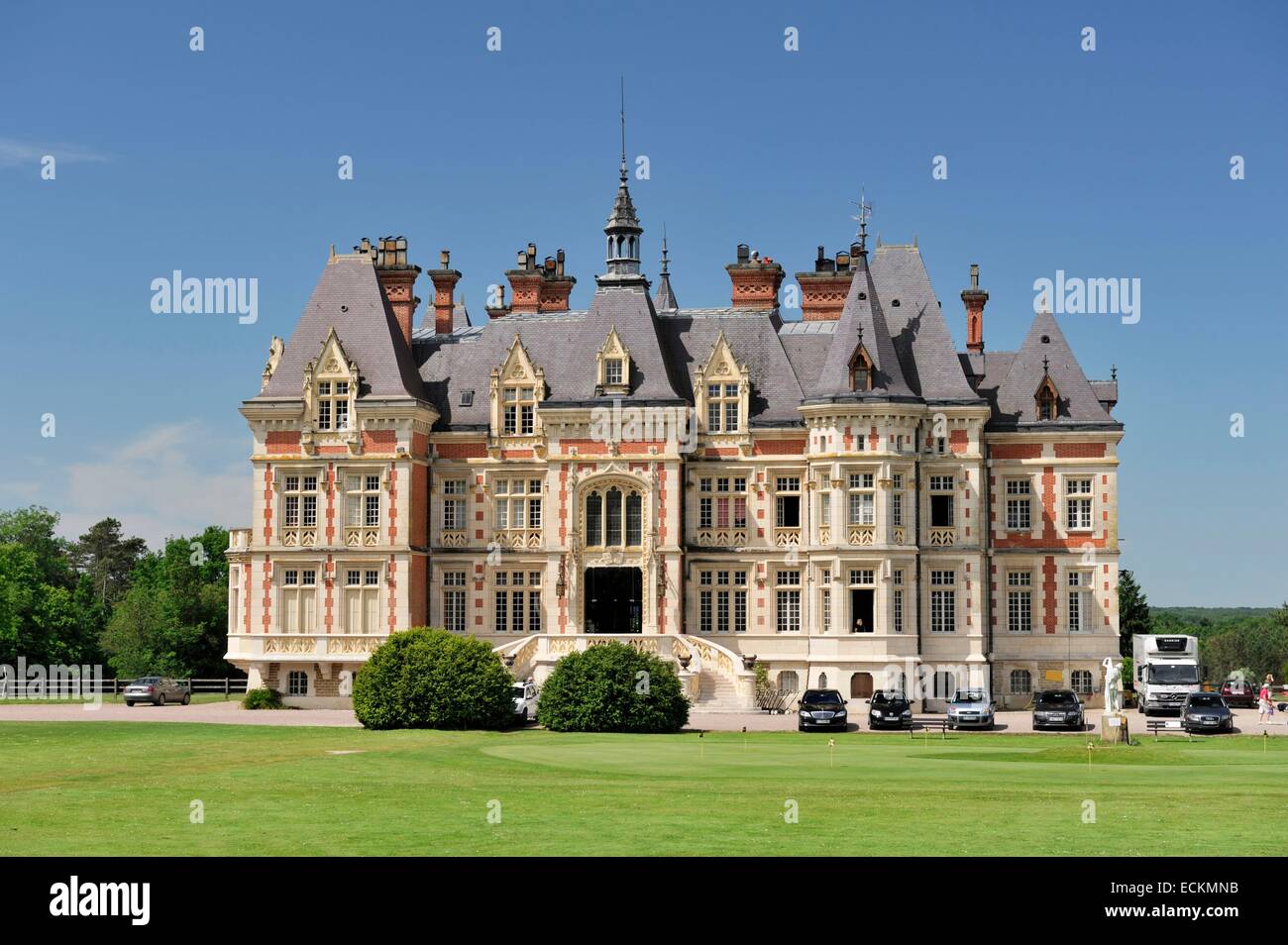 France, Aube, Chaource, Cinch castle, golf Troyes The Cinch Stock Photo ...