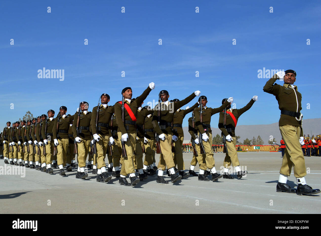 Army passing out parade hi-res stock photography and images - Alamy