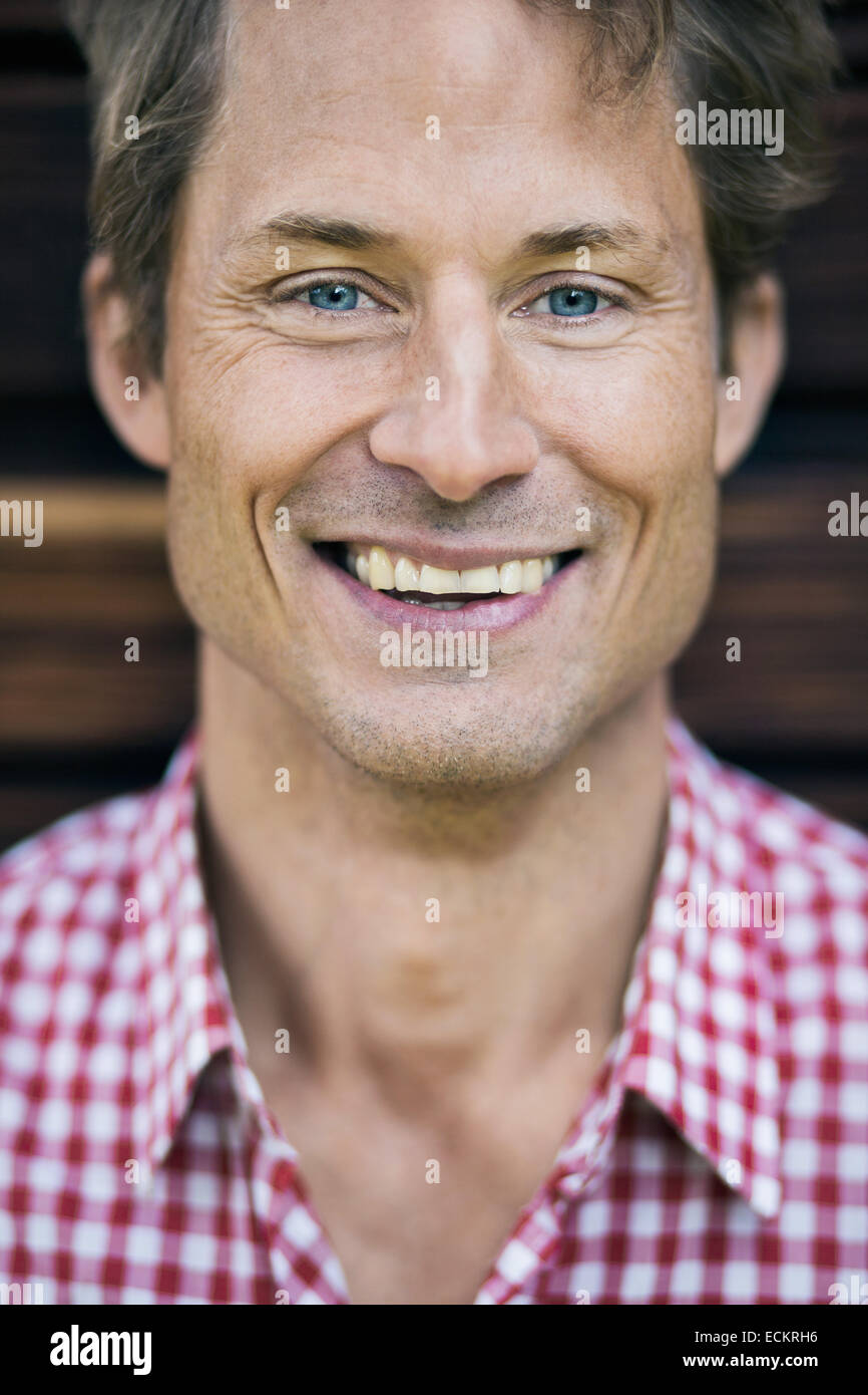 Happy man hi-res stock photography and images - Alamy