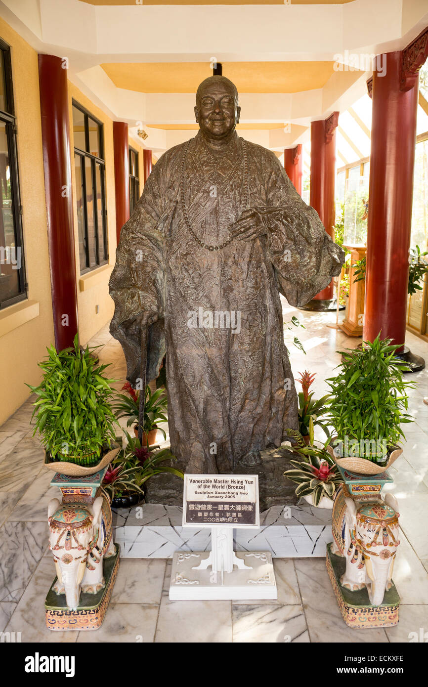 Statue of Venerable Master Hsing Yun of the World, statue, Buddhist ...