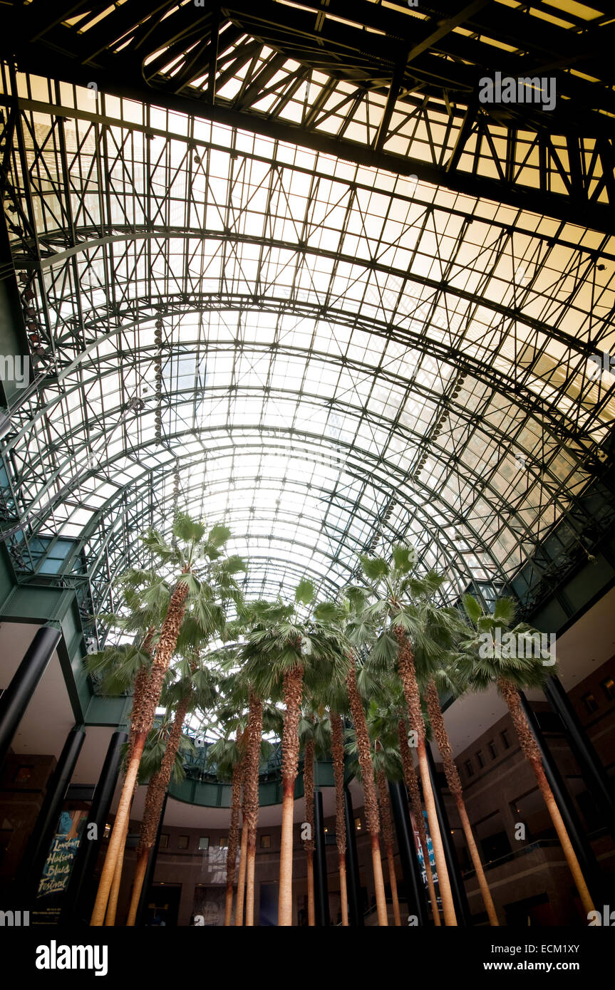 USA, New York City, Manhattan, the Winter Garden Atrium Pavillon of the ...