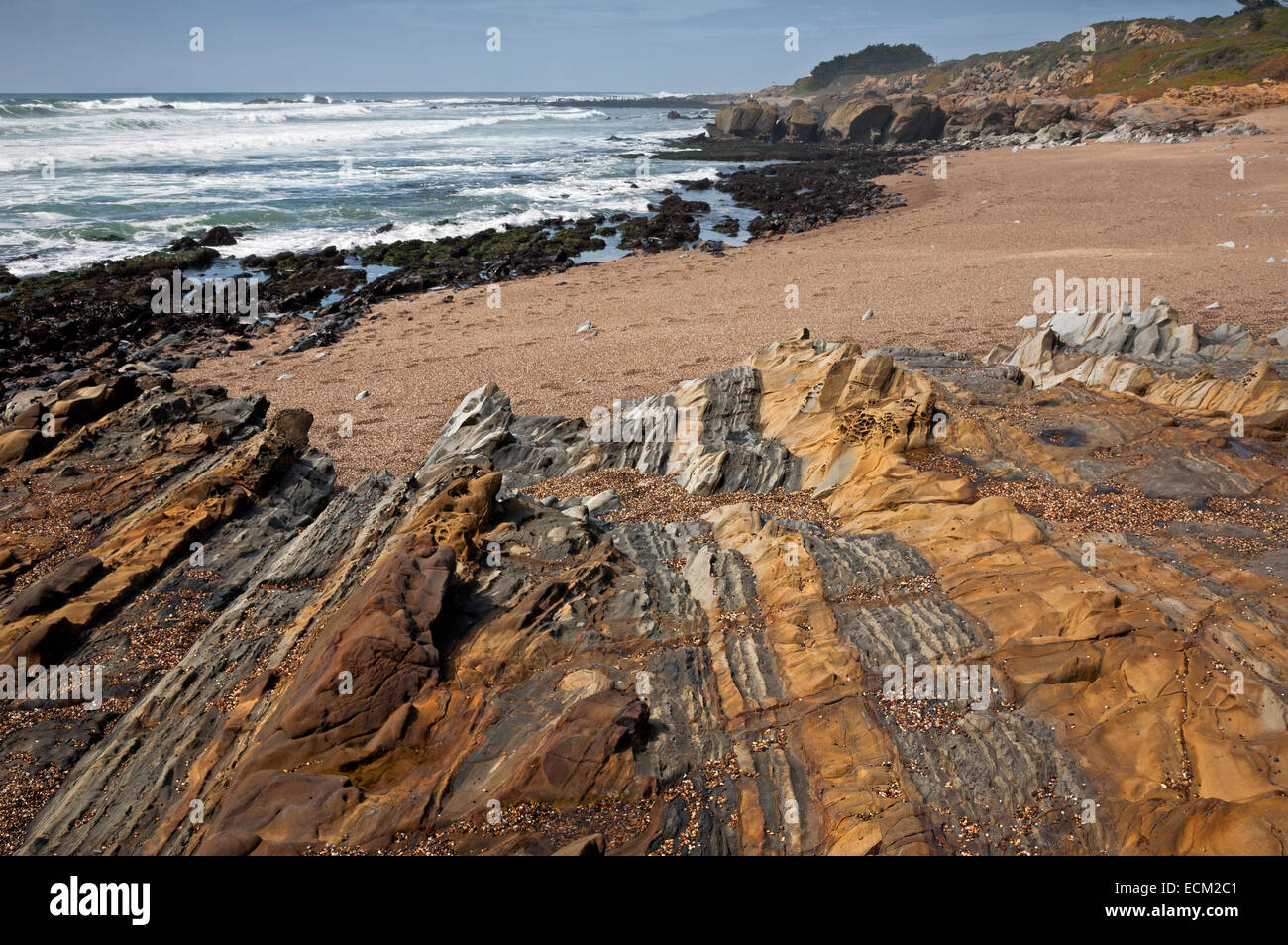 Sedimentary rock layers horizontal hi-res stock photography and images ...