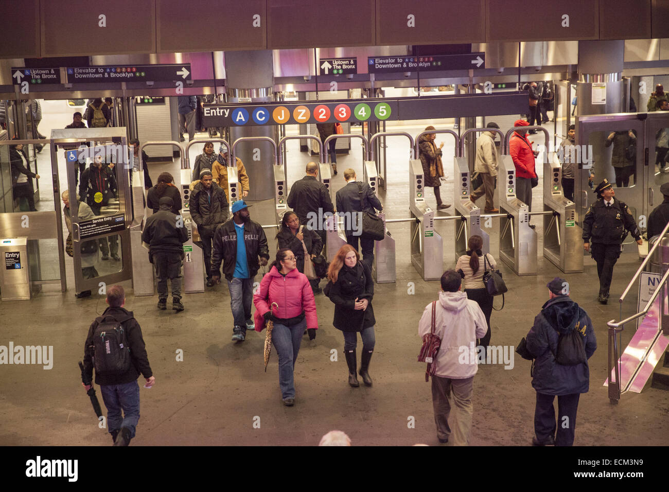 People use the new Fulton Street transportation Center in lower ...