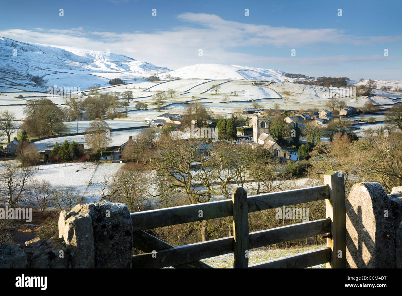 Burnsall and the River Wharfe in lower Wharfedale in mid-winter Stock ...