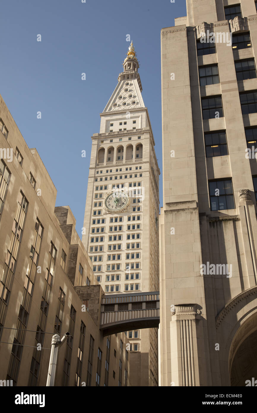 Classic clock tower hi-res stock photography and images - Alamy