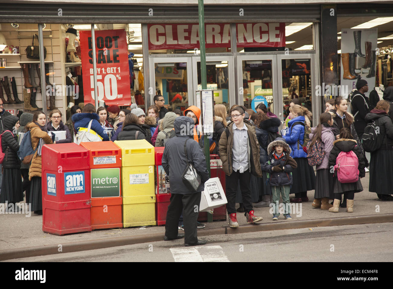 School girls school bus hi-res stock photography and images - Alamy