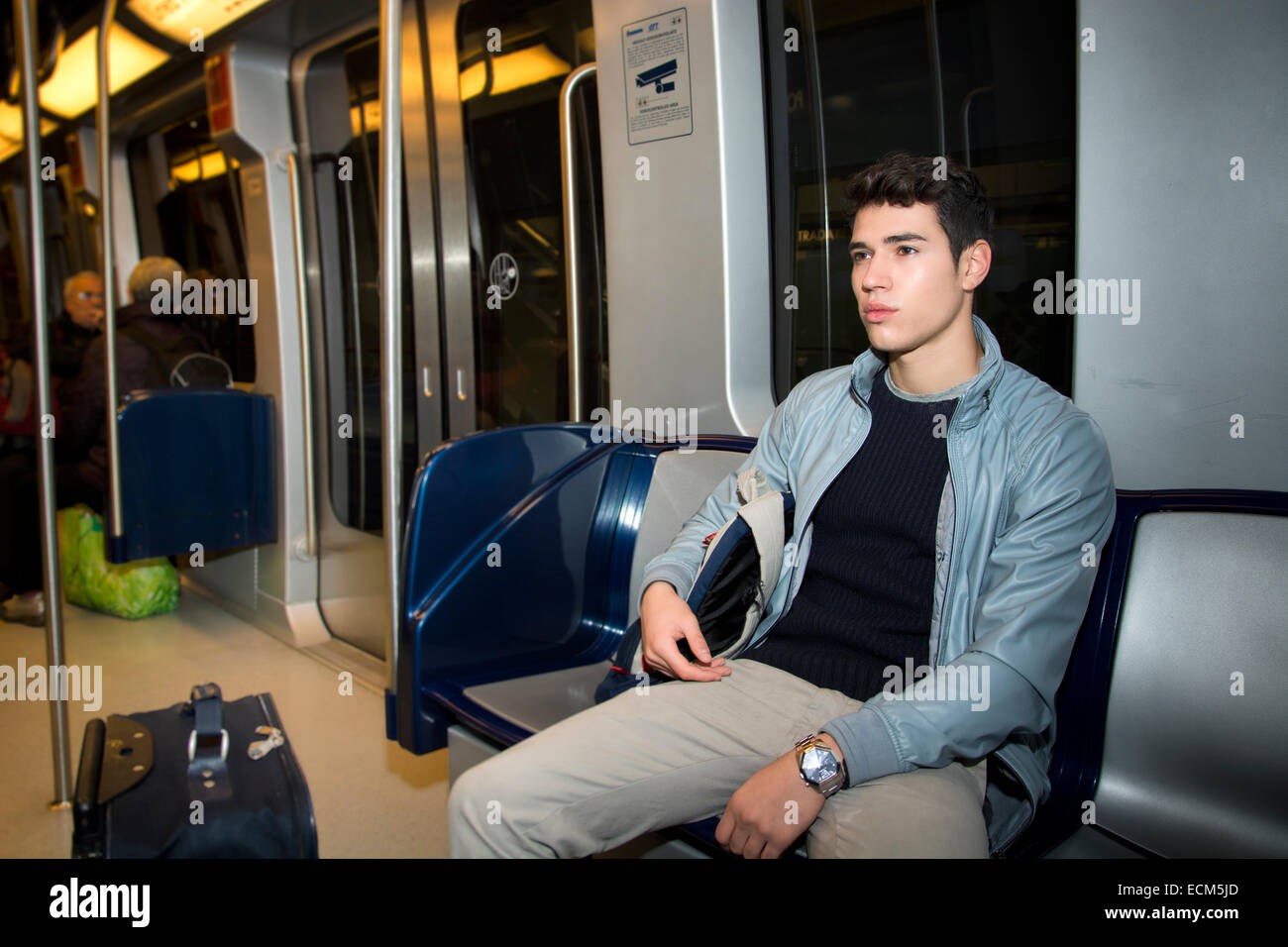 People commuting in train hi-res stock photography and images - Alamy