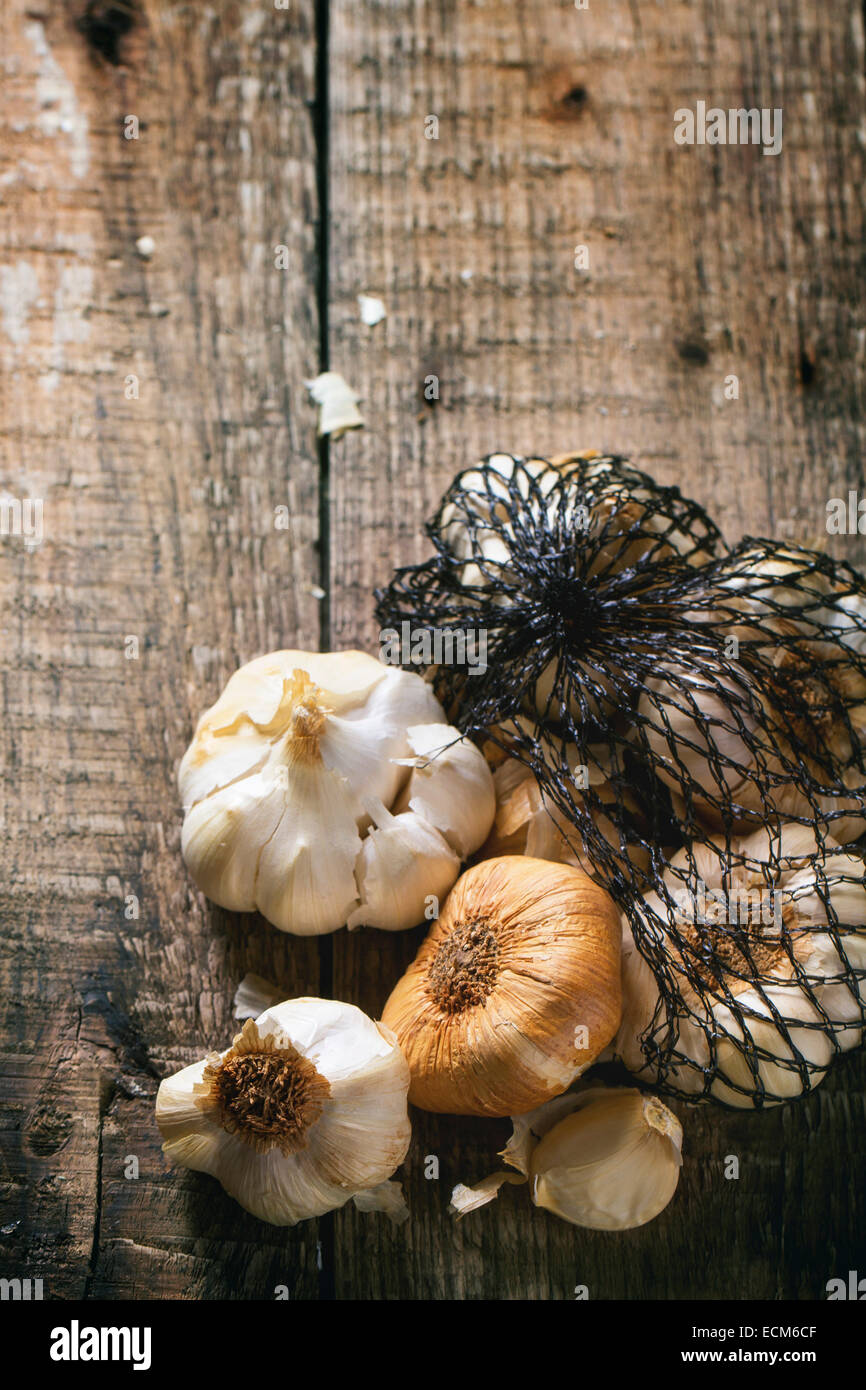 Smoked garlic bulb hi-res stock photography and images - Alamy