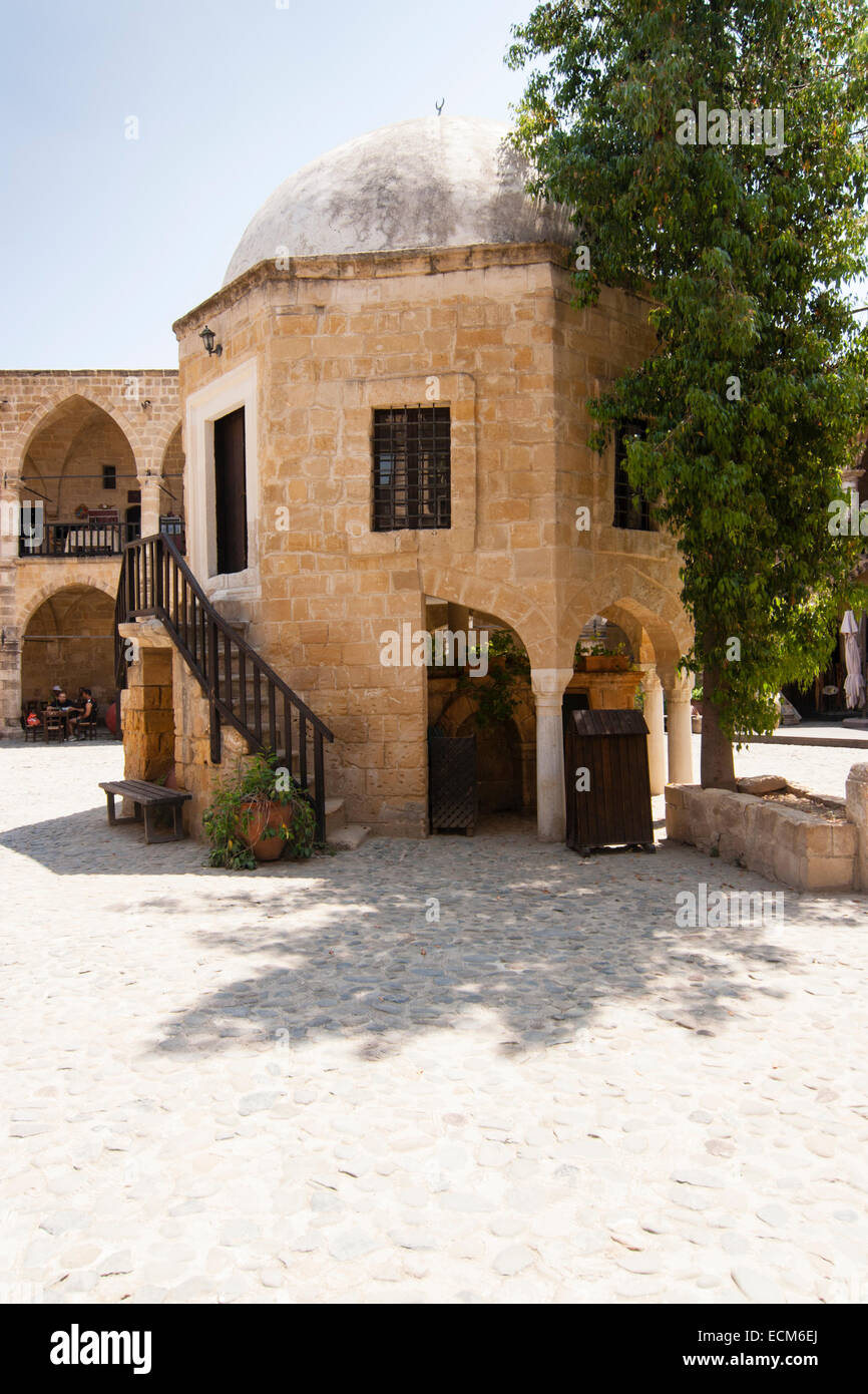 Small mosque hi-res stock photography and images - Alamy