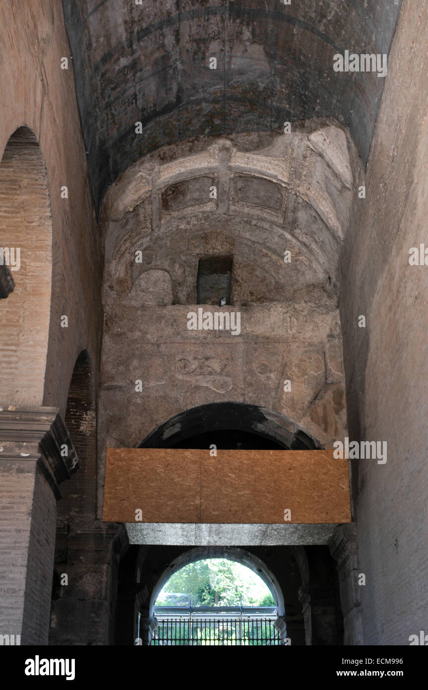 A section of the Colosseum in Rome Italy Stock Photo - Alamy