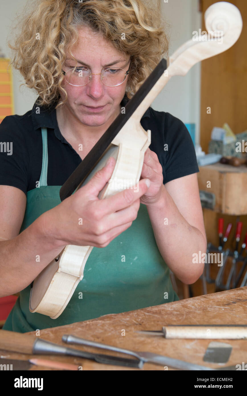Neck Violin High Resolution Stock Photography and Images - Alamy