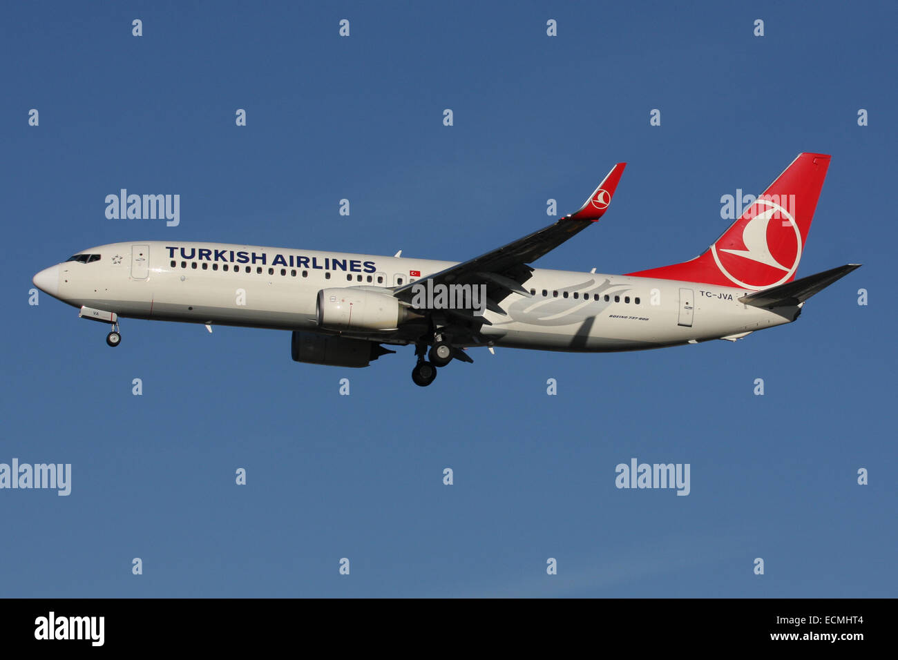 Turkish airlines 737 hi-res stock photography and images - Alamy