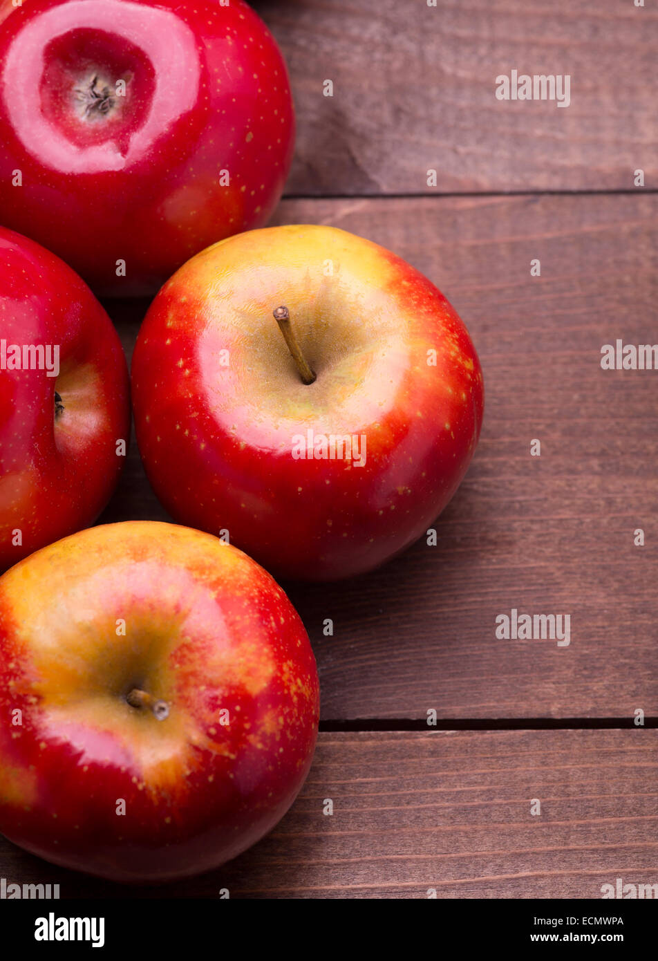 red ripe apples Stock Photo - Alamy